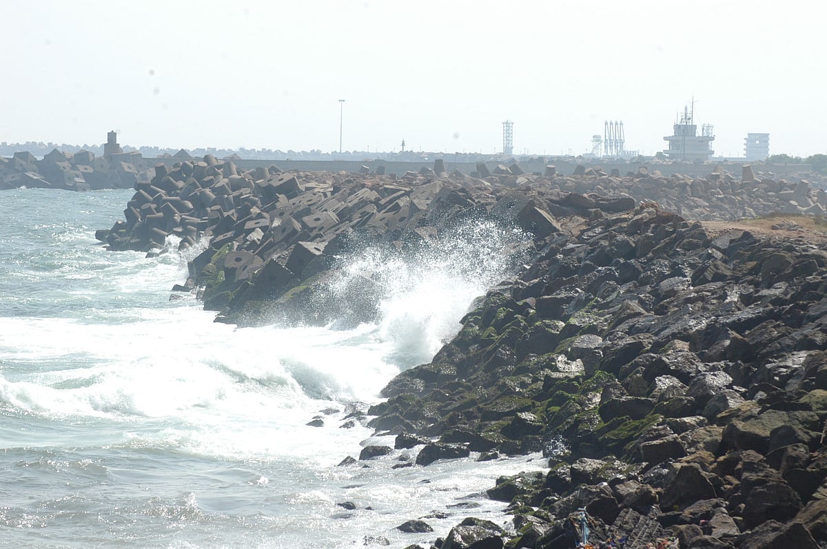 Nilam intensifies into severe cyclonic storm