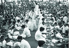 922 couples wed in Godavari dists