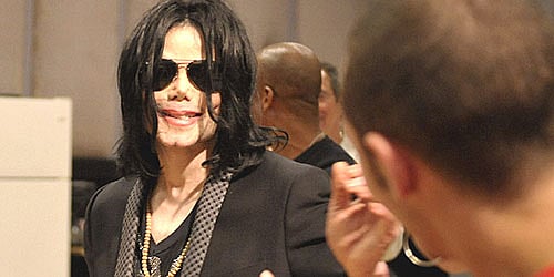 Jacko used to cry a lot before his death: former manager