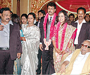 Alagiri\'s son wedding: Madurai comes to a halt