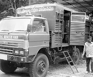 Six new animal rescue vans set up to rescue wild