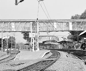 Rail roko off; More trains run on day-II