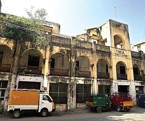 Historic Gokhale Hall is awaiting glorious days