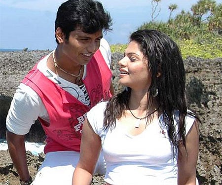 Romantic flicks to welcome Valentine\'s Day