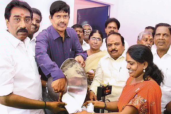 New PDS outlets inaugurated in Kanchi