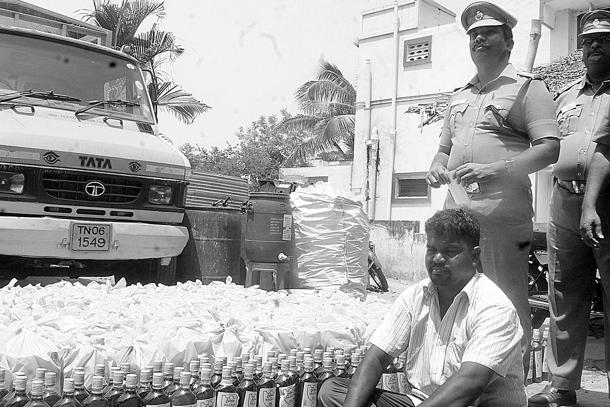 Illicit booze unit busted, 1 held