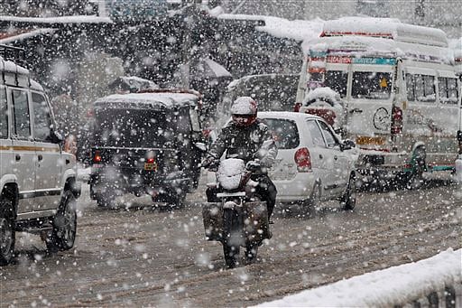 Heavy snowfall, rainfall expected in Northwest India due to back-to ...