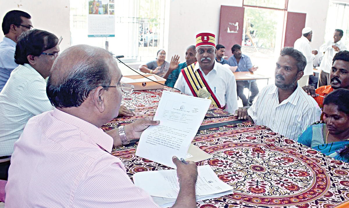 Ward Members Resign En Masse