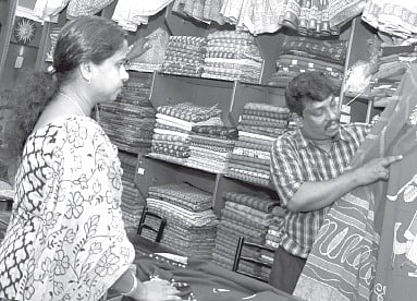 Mrignayanee Weaves Magic of MP Handlooms