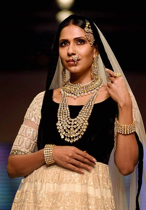 India International Jewellery Week: Sania, Sonam and Chitrangada Walk ...