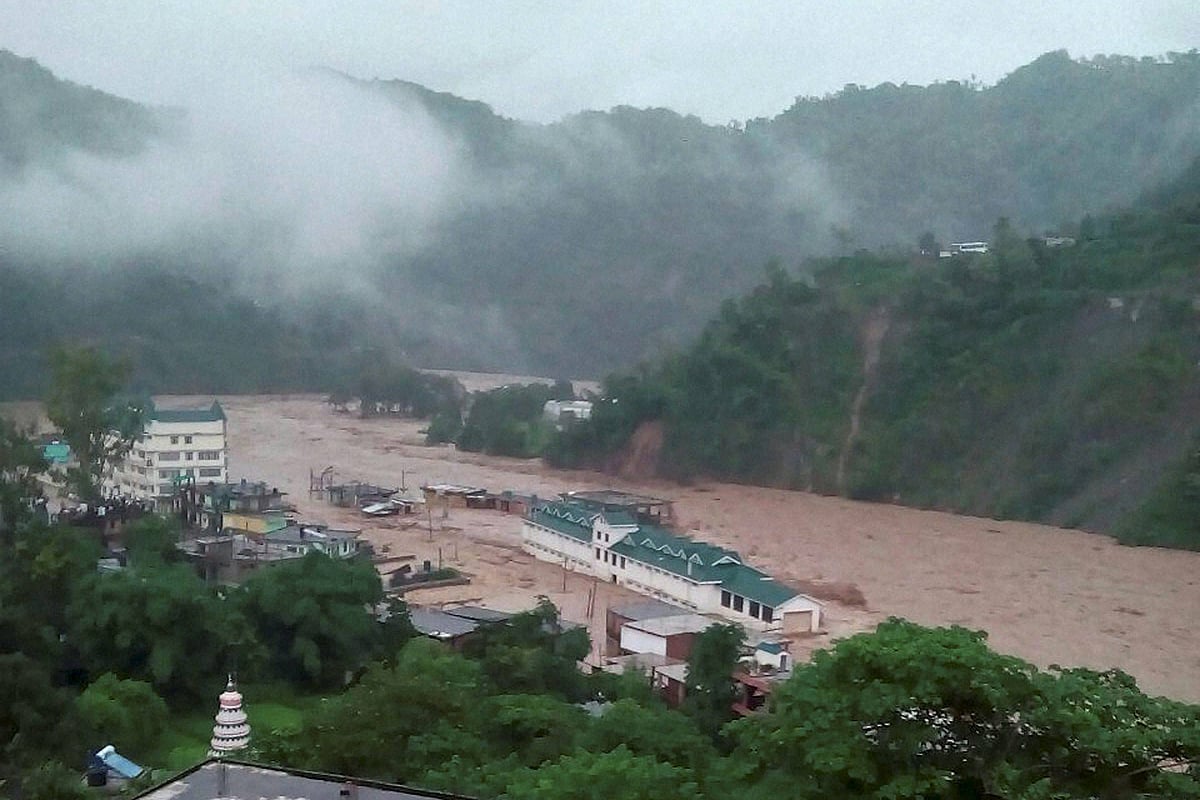 Himachal Pradesh: 4 Feared Dead in Flash Floods Triggered by Cloudburst