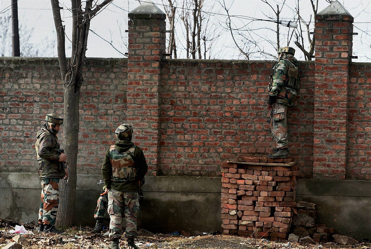 Pampore Encounter: Captain Pawan Kumar Among 2 Killed, Toll Rises to 5