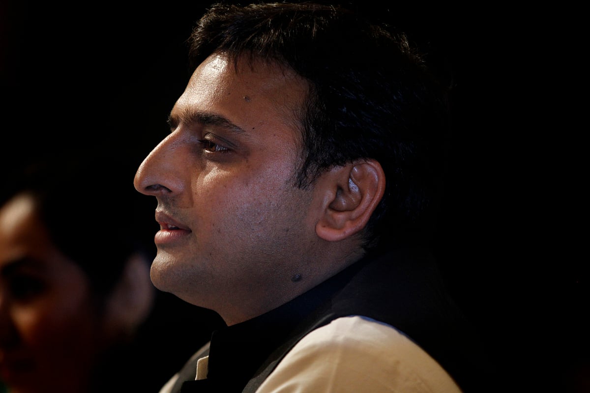 Akhilesh decides to give Rahul yatra a miss in Rae Bareli