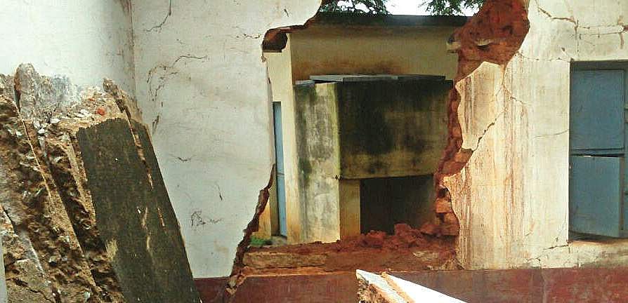 Classroom roof collapses, holiday saves children