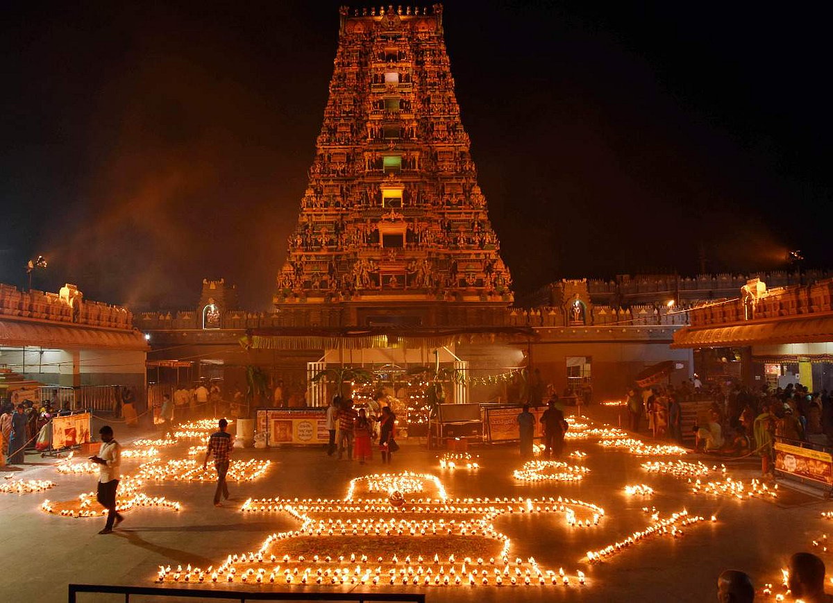 Devotees perform Giri Pradakshina at Durga temple on Guru Purnima