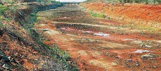 TN farmers urge to settle bridge demolition to ensure inter-linking ...
