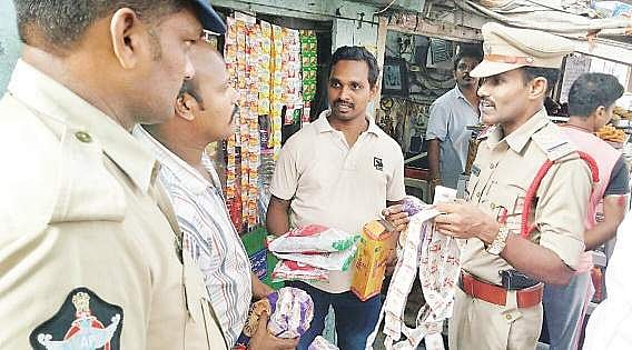 Gutka seized in raids, illegal sale of chewing tobacco to be checked