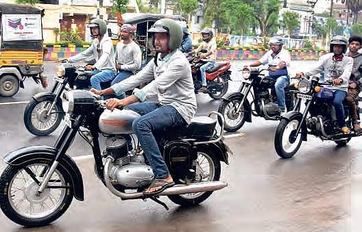 Jawa owners take a ride down memory lane in Vijayawada