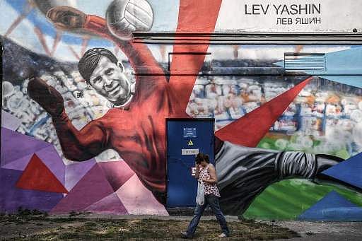 Remembering Lev Yashin the 'Black Spider': The best goalkeeper football ...