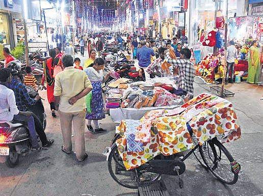 Draft plans being prepared to support street vendors in Hyderabad's ULBs