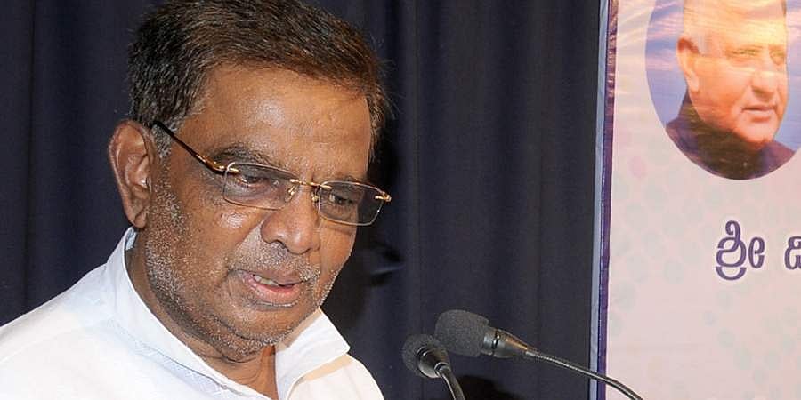 Former Union minister Srinivas Prasad announces political retirement