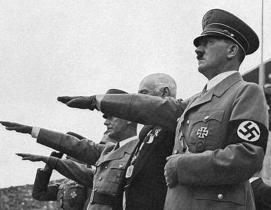 Over 30 Us Prison Officers Fired Over Nazi Salute Class Photo
