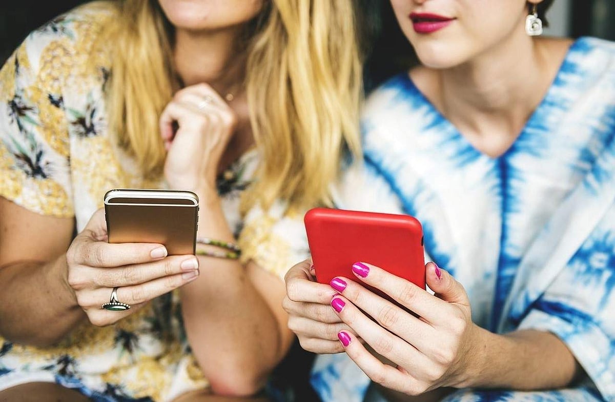 1 of 3 women receive 'inappropriate' calls, messages: Survey