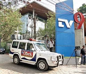 Forgery case: Cops conduct searches at TV9's Hyderabad office