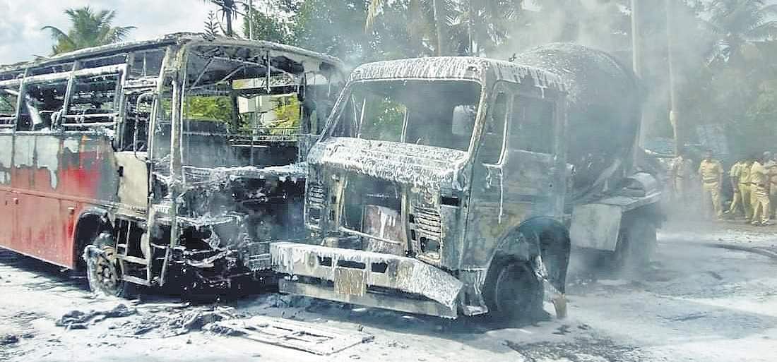 13 hurt in KSRTC bus-truck collision