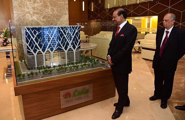 Lulu Group chairman Yusuf Ali gets first Gold residence card in UAE