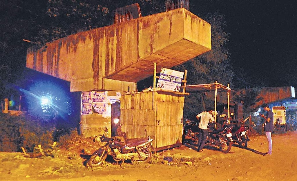Government to resume road-over-bridge works at Gunadala in Vijayawada