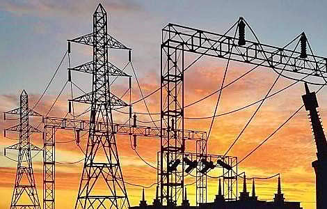 10,250 buildings are too close to power lines