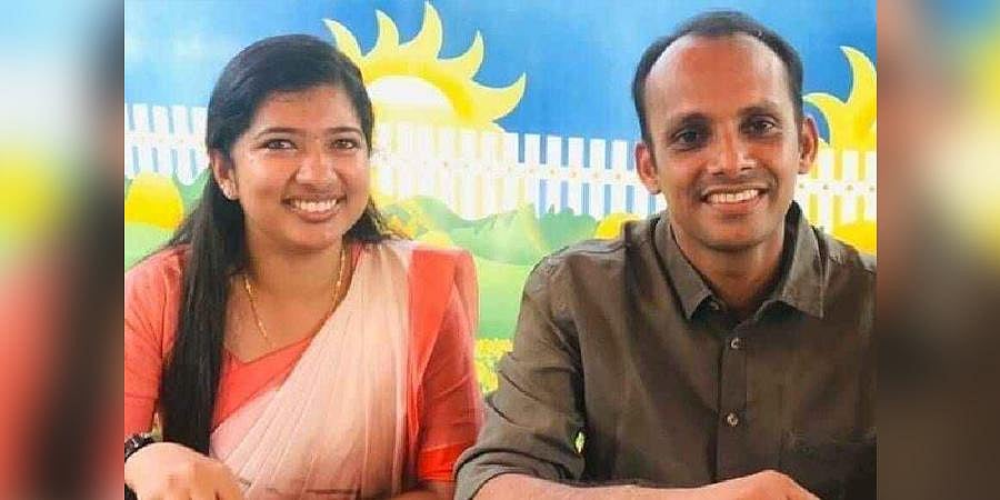 Hitched to the people: Kerala MLA who received 5000 wedding cards sends ...