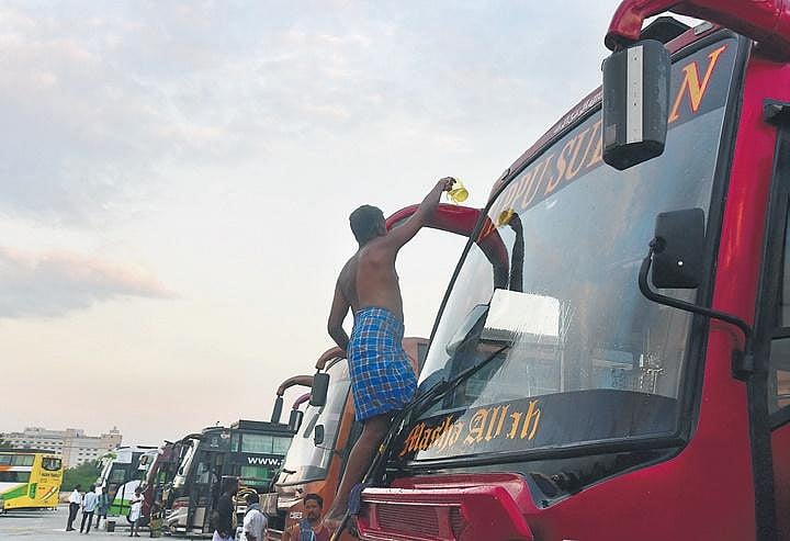 MTC to bring on board private players to operate premium bus services