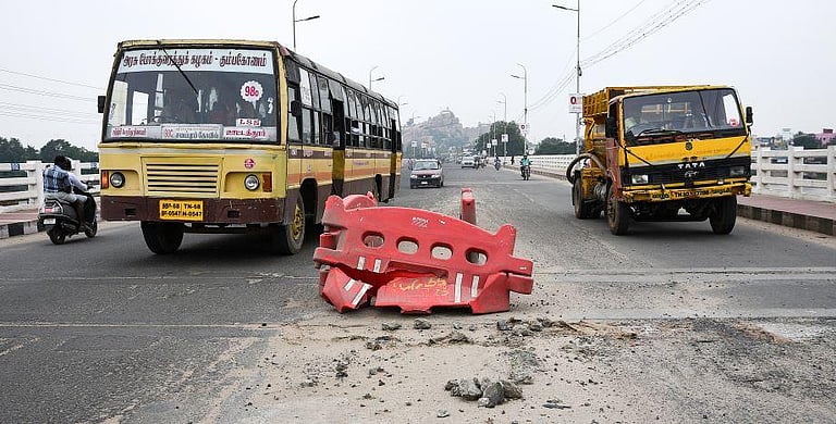 Smooth, safe ride on Cauvery bridge seems like distant dream for ...