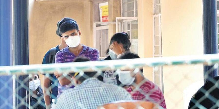 Coronavirus outbreak: Long queue at RGICD irks patients