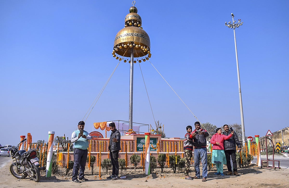 Bareilly's bazaar finally gets its lost 'jhumka'
