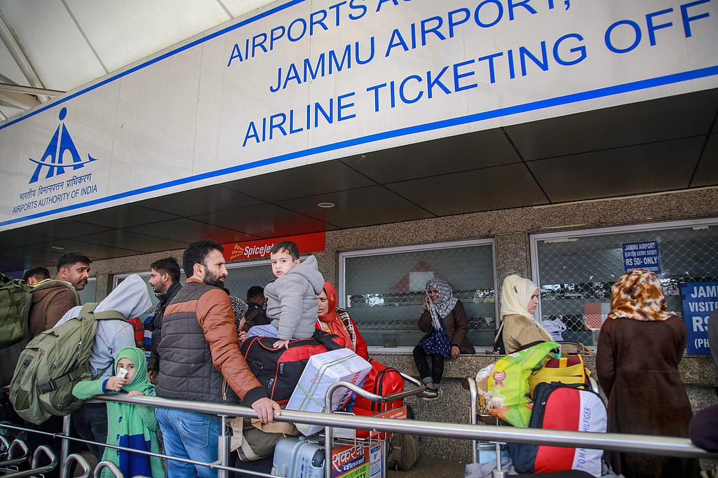 Jammu and Kashmir govt to handover 122 acres of land to AAI to build ...