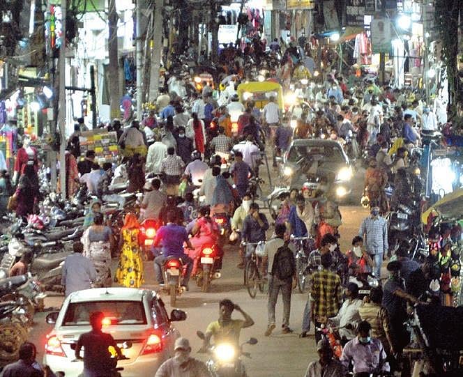 Cuttack’s markets witness heavy rush