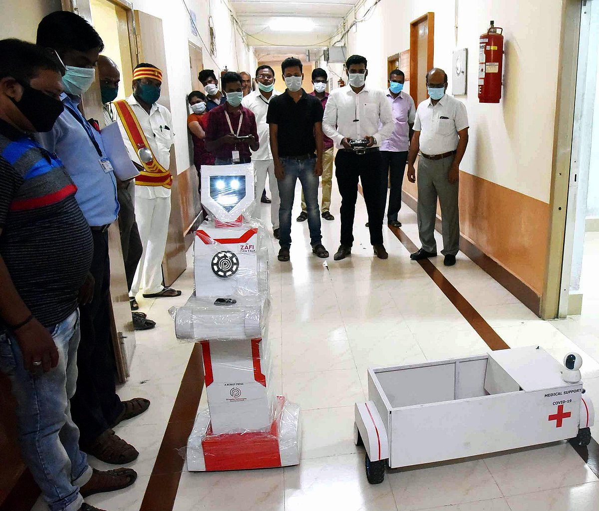 Tamil Nadu government hospital's helpmate robot 'ZAFI GO' not in use ...
