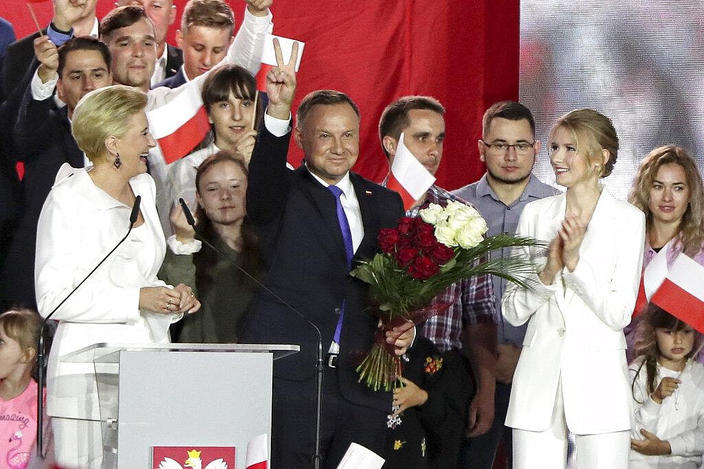 Poland's president appoints daughter as unpaid advisor