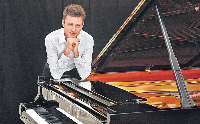 When going left is right: Meet Maxime Zecchini - A pianist who masters ...
