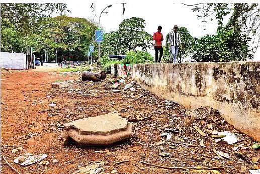 No takers for history