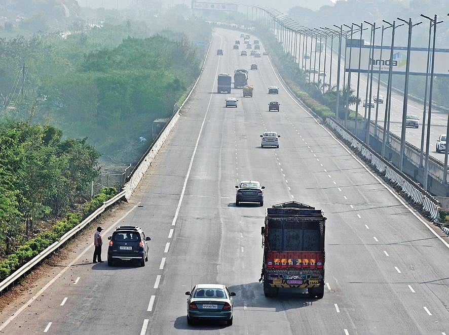 Experts call for design changes on Outer Ring Road