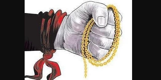 Karnataka police solve 51 chain-snatching cases, two held