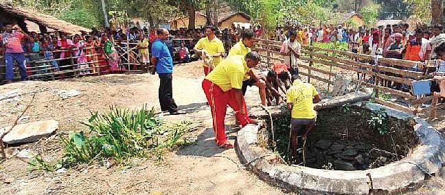 Bodies of woman, daughter recovered from village well