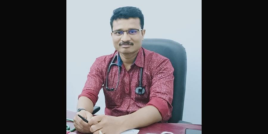 Despite resource crunch, this Chikkamagaluru doctor keeps on going