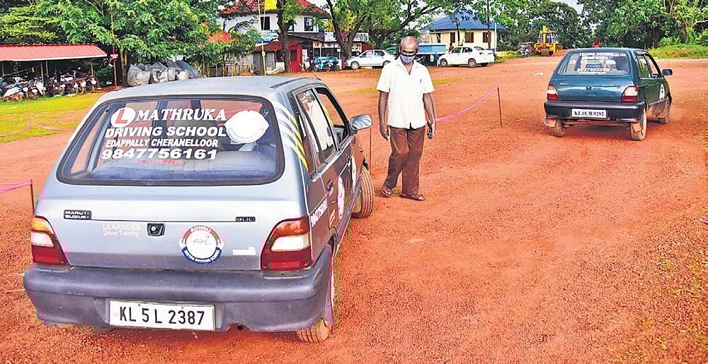 New regulations for test: Driving school owners ramp up stir in Ernakulam