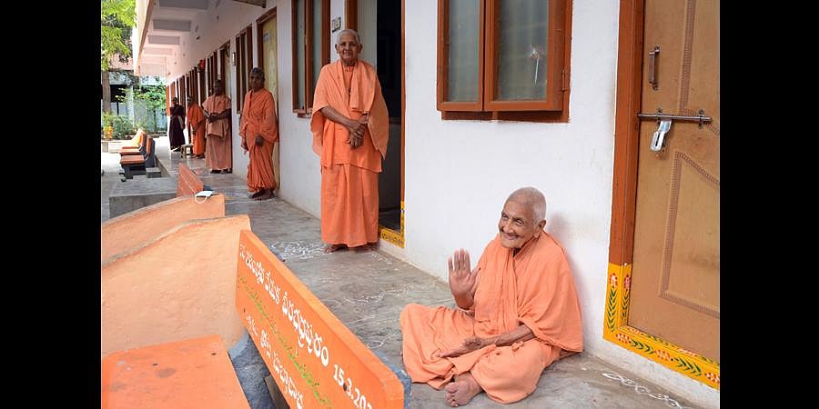 Andhra's Sadhu Stree Mutt open to non-Brahmins after 100 years