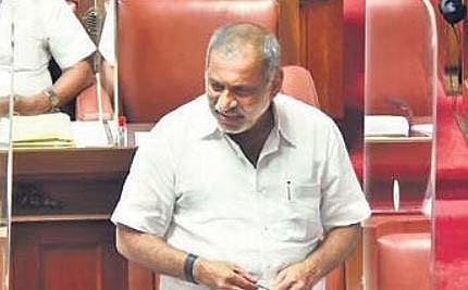 Karnataka govt to take action over fake caste certificates